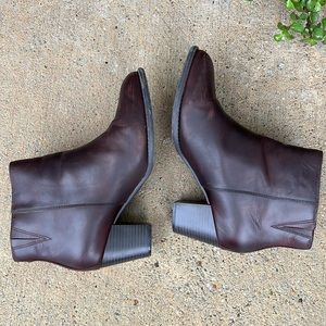 Vionic | Shoes | Vionic Brown Leather Boots | Poshmark